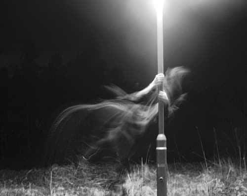 Safe Summoning Spells: A Guide To Contacting The Dead – Rune Soup